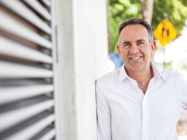 Important tips for selling your business to family, friends or staff