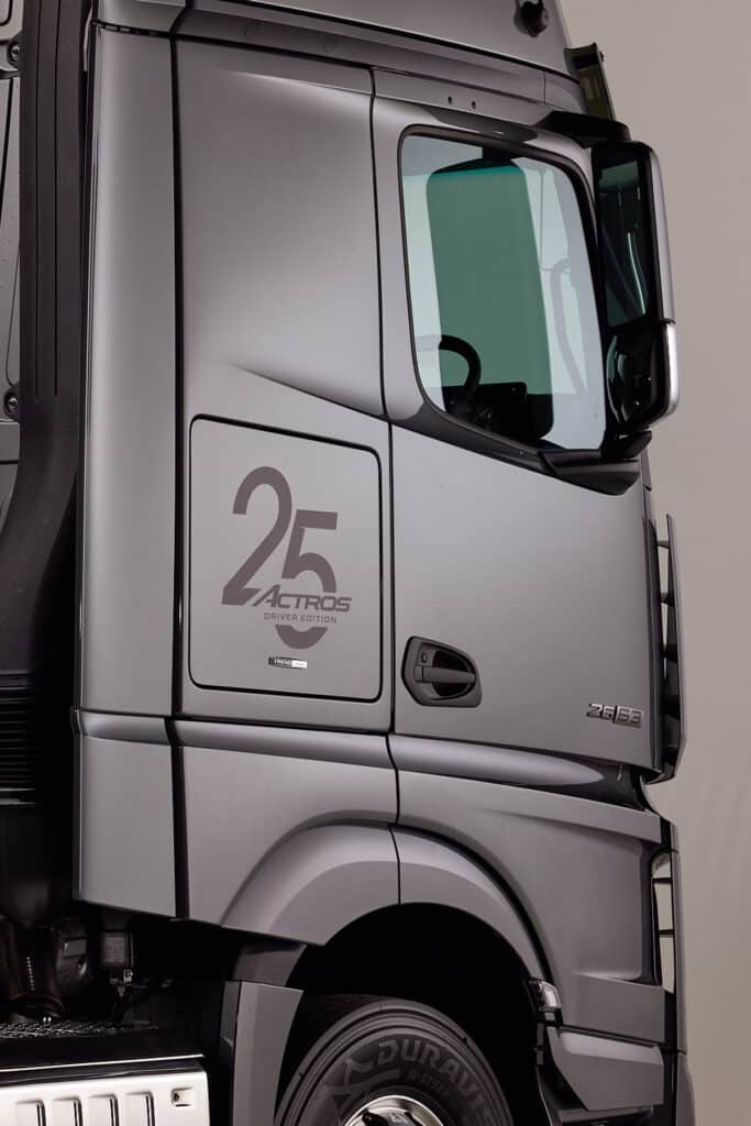 Limited edition truck launched for Actros’ 25th anniversary