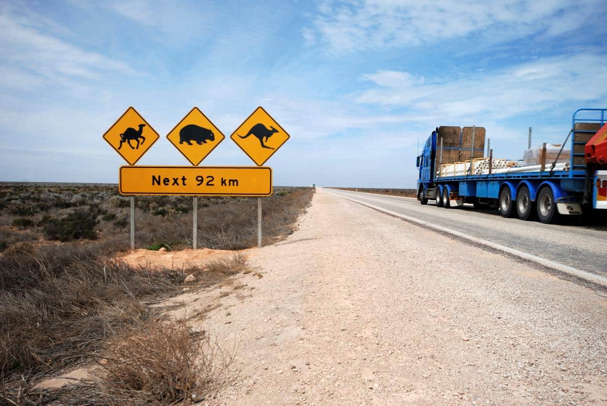 NHVR issues emergency notices after flooding closes rail network