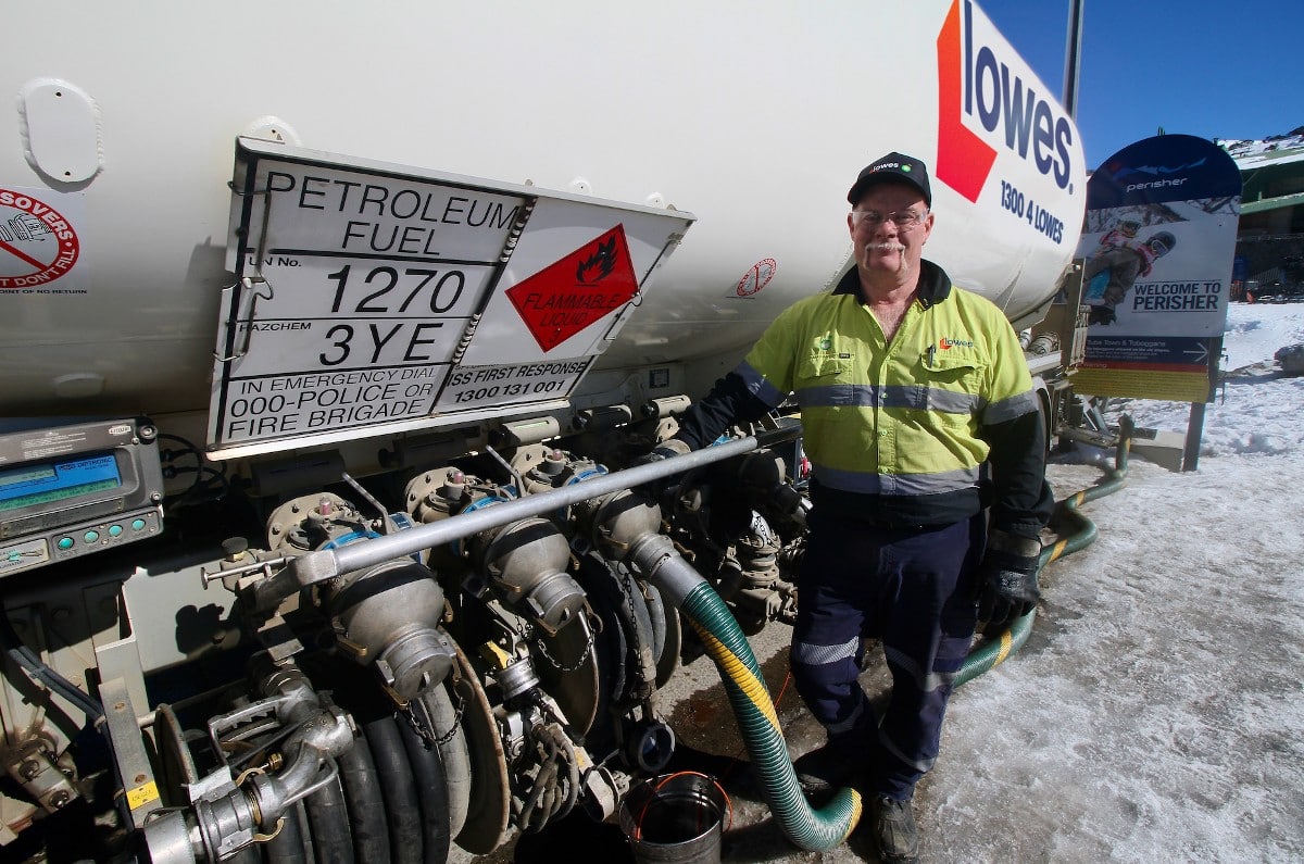 The truckie helping to keep the Snowy Mountains fuelled