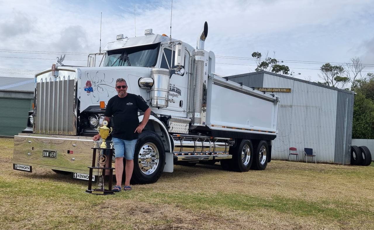 Brad Walker wins top prize at Koroit Truck Show with stunning T659