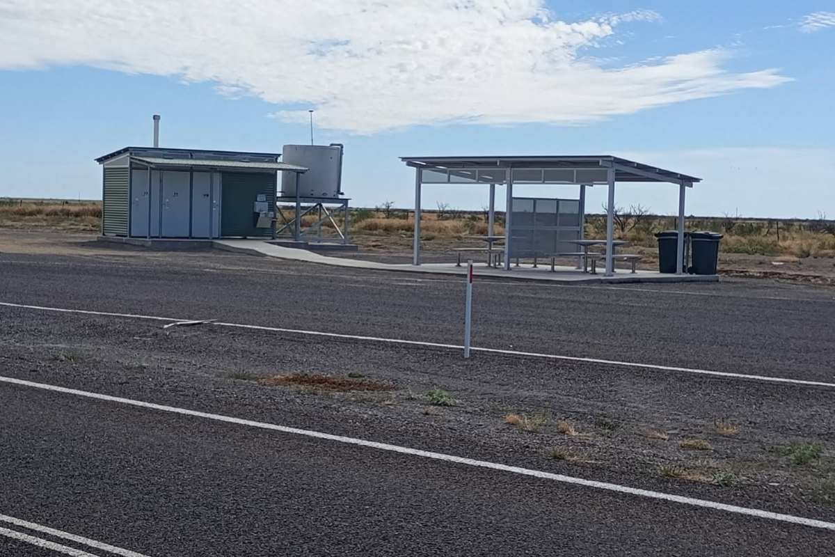 New Flinders Highway rest area gets thumbs up