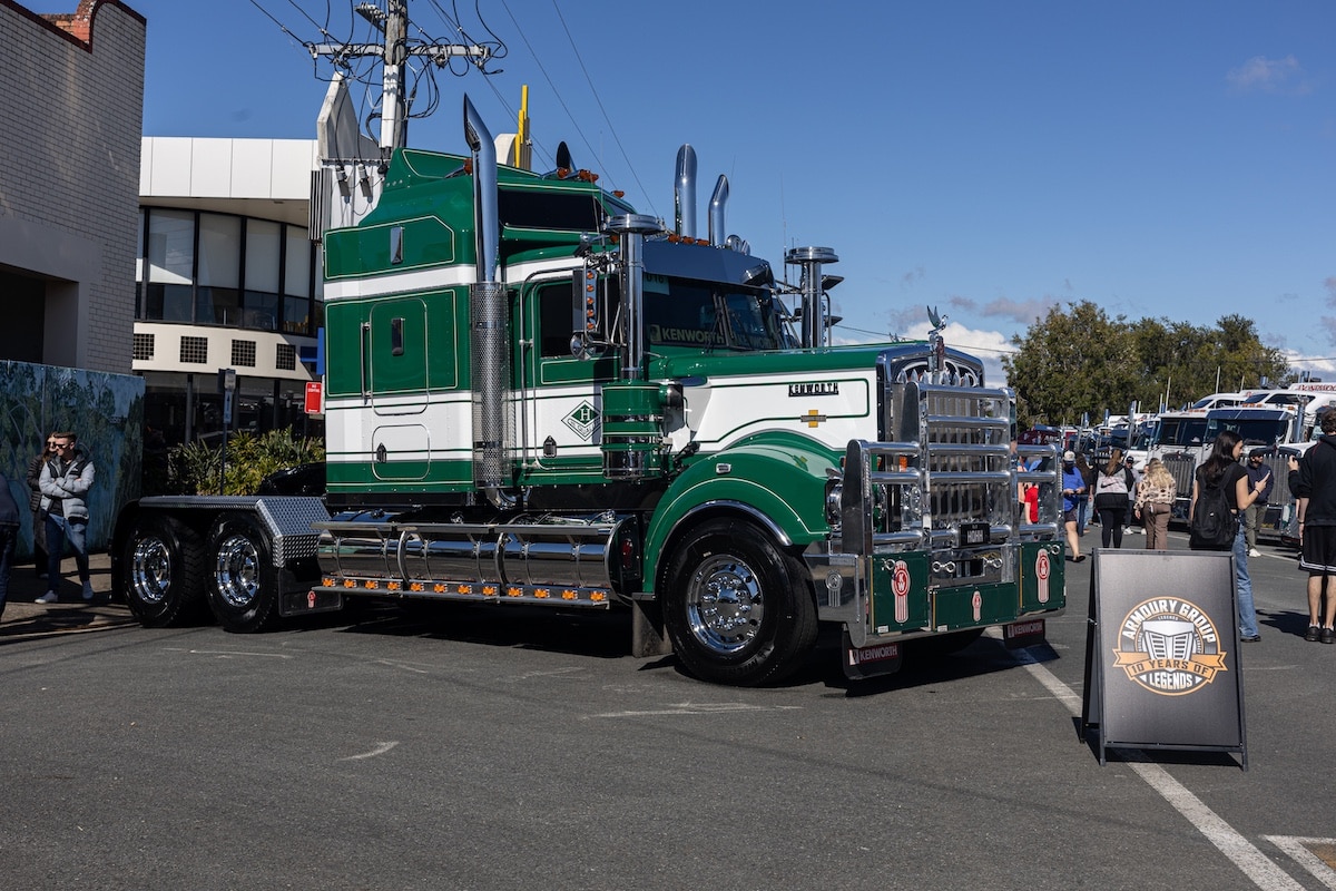 T900 Legend stands out from the crowd