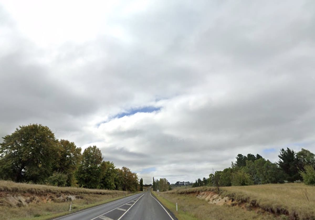 Changed traffic conditions following heavy vehicle bridge strike