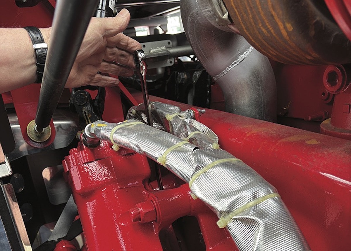 Clever tool makes light work of sector lash adjustment