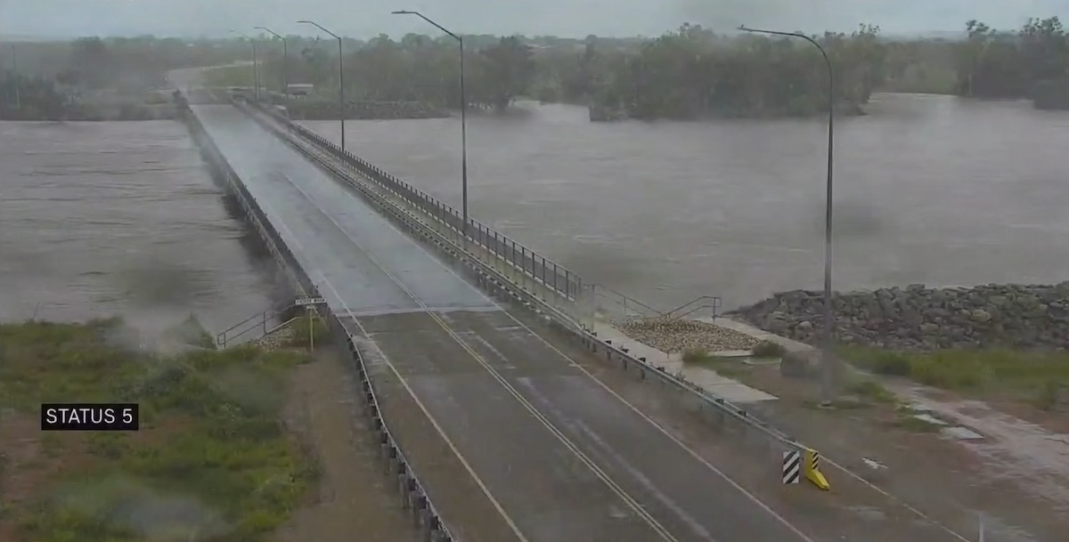 Major highway cut off as northern WA hit by heavy rains